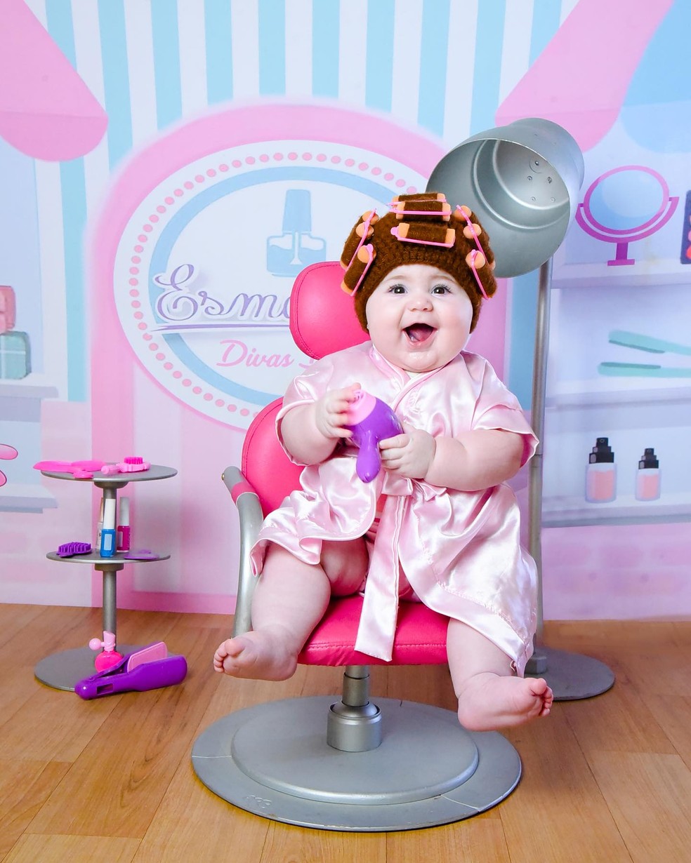 Viih Tube, a mãe e Eliezer embarcam para primeira viagem internacional ...