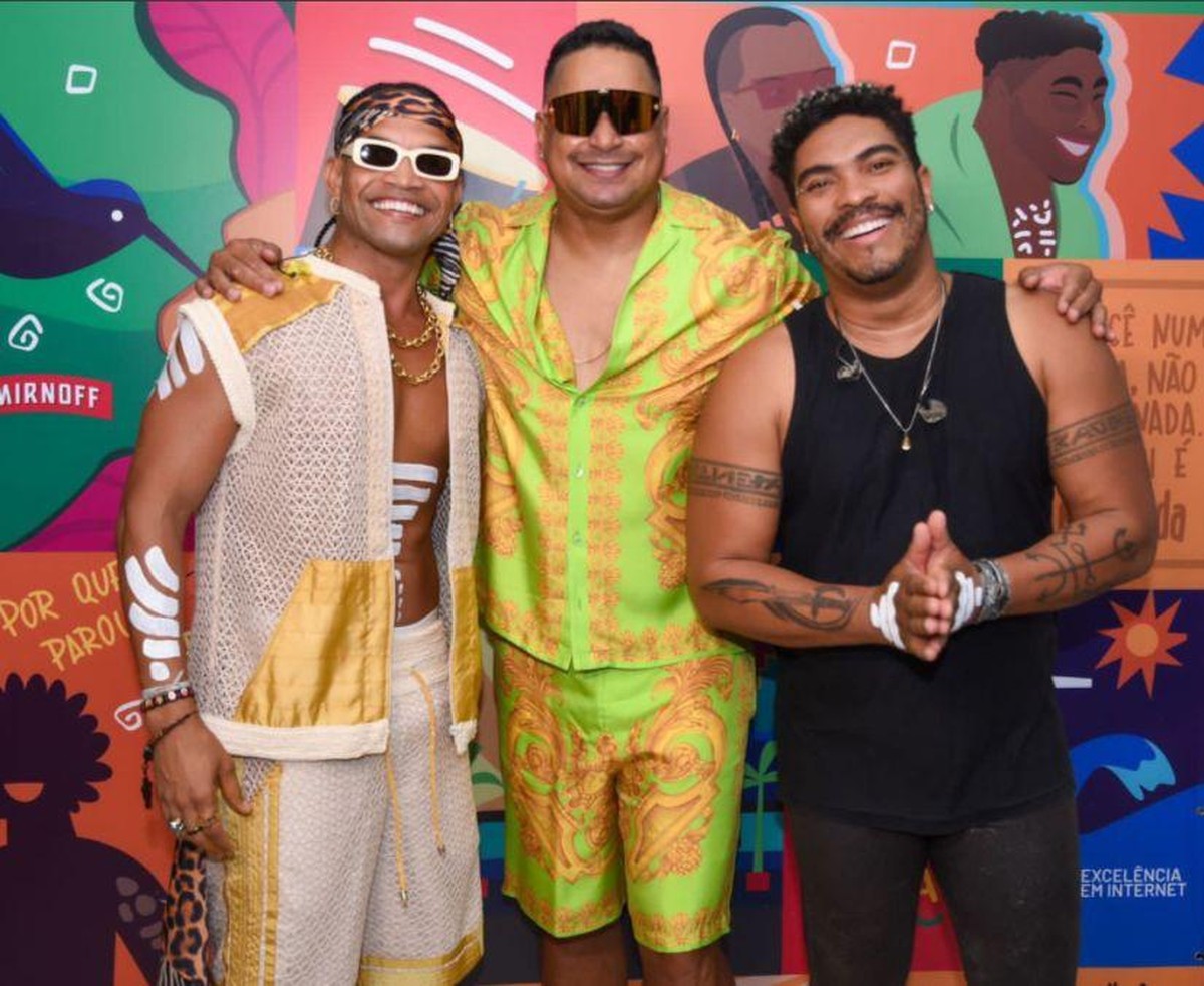 Ensaio da Timbalada reúne famosos em Salvador