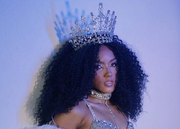 Saiba tudo sobre: Mayara Lima | Rainha de bateria da Paraíso do Tuiuti