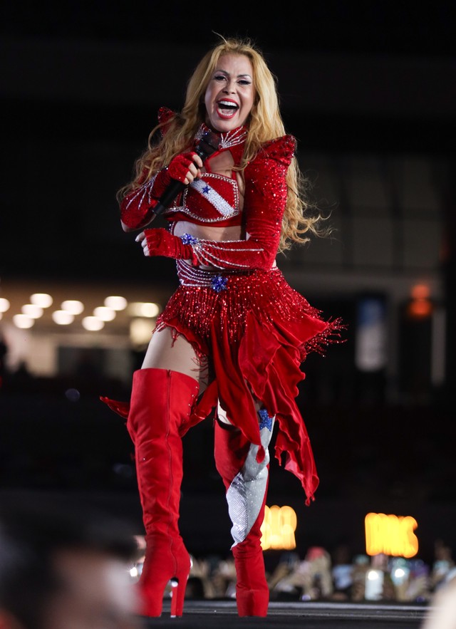 Joelma sobre os 50 anos: 'Chegar cantando, dançando e fazendo espacate'