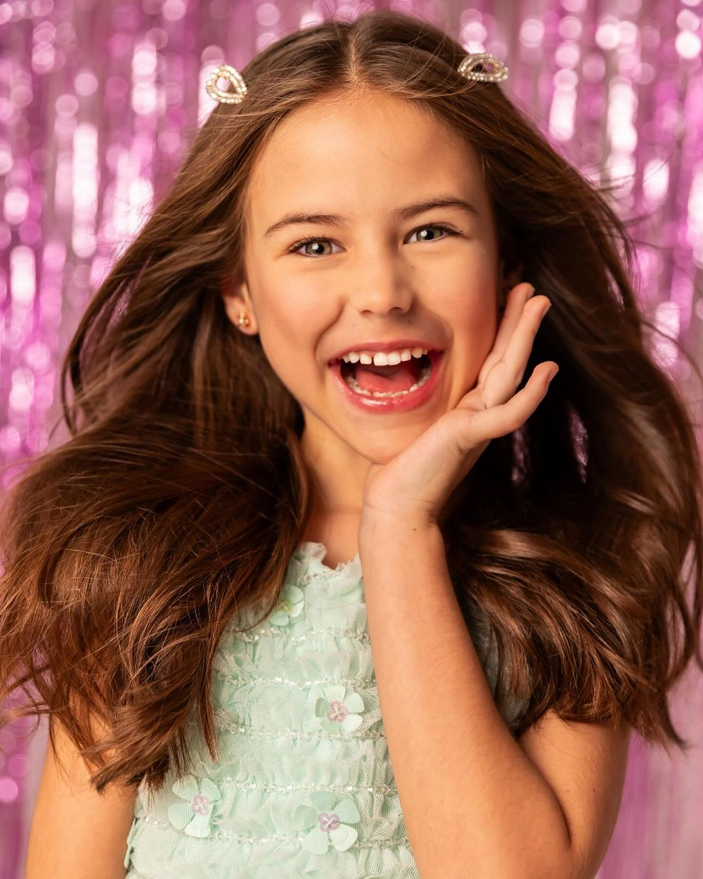 Revelação mirim de 'Família é Tudo', Mel Summers será protagonista de ...