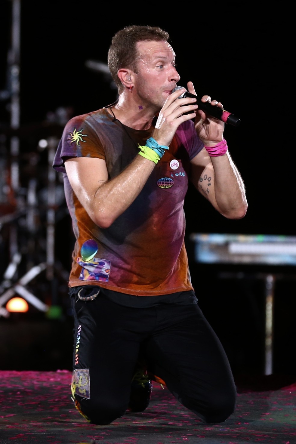 Coldplay canta com filhos de Caetano Veloso no primeiro show da turnê no Rio de Janeiro