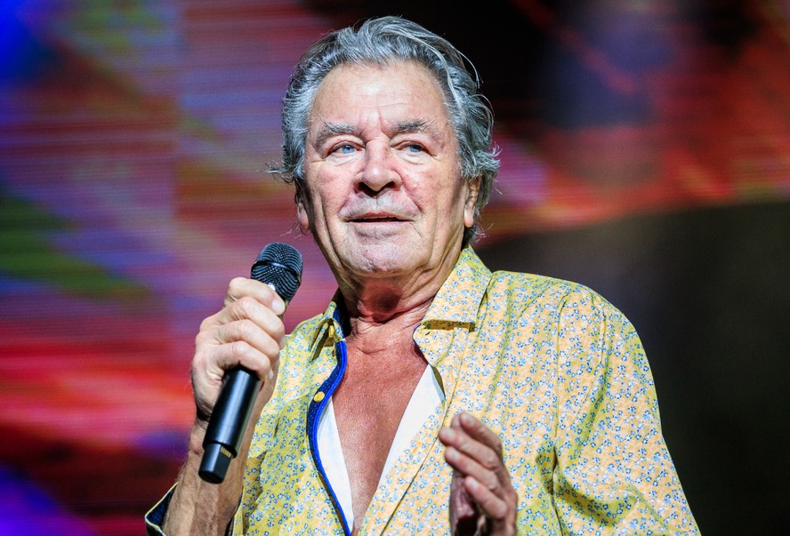 Ian Gillan, vocalista do Deep Purple, revela perda de 70% da visão ...