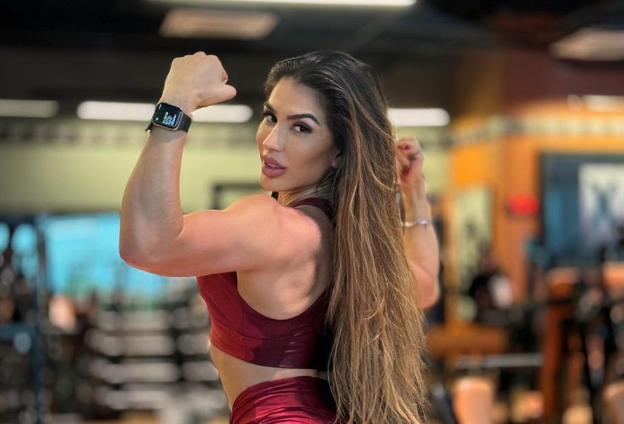 Andrea de Andrade, a 'musa das supercoxas', revela incômodo que a fez ...