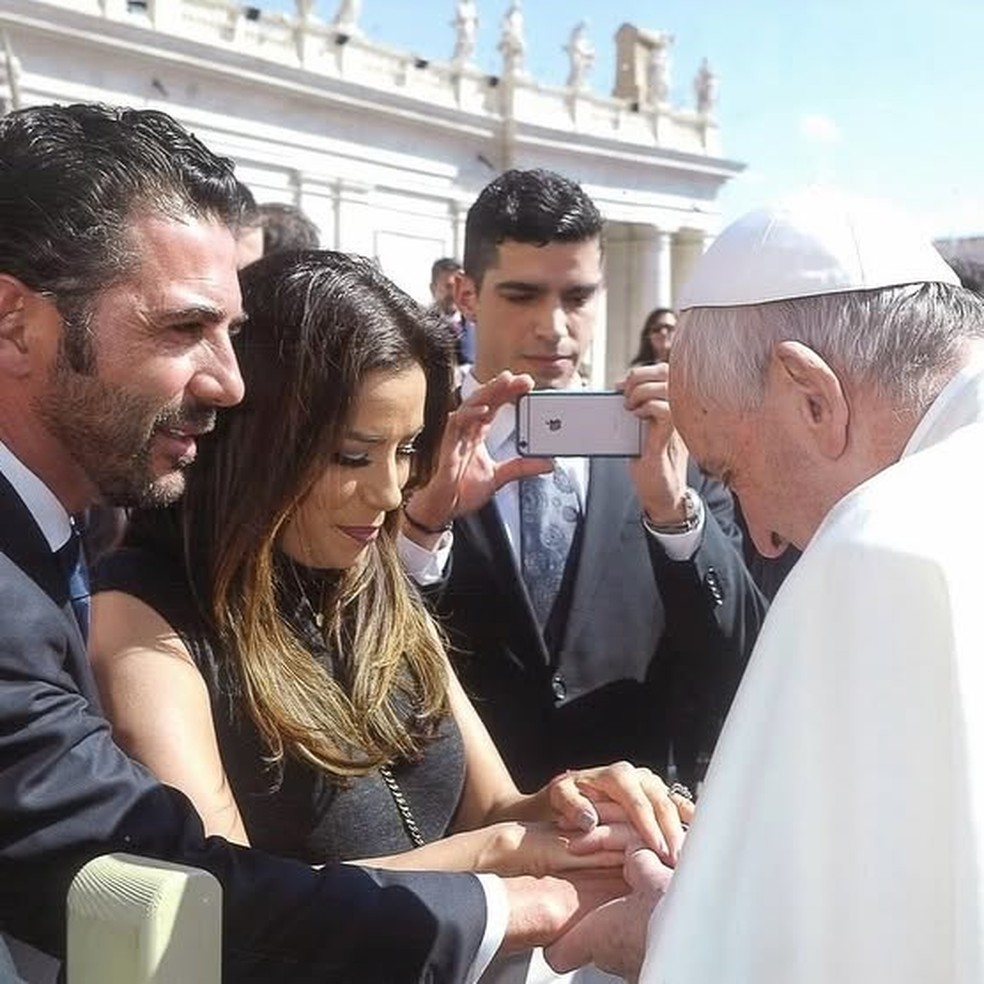 Personalidades relembram encontros com Papa Francisco, que morreu aos ...