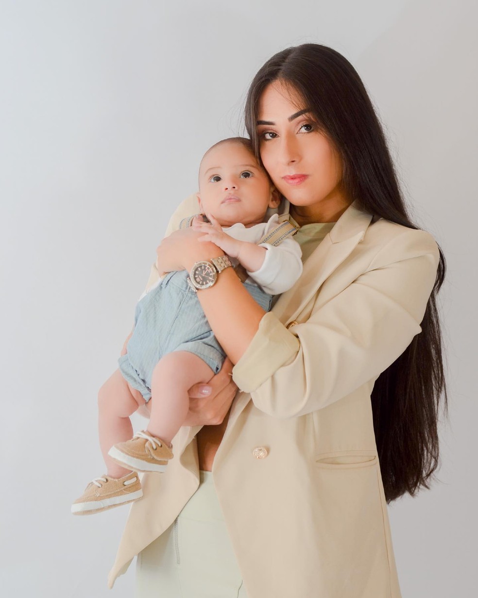 Anny fala sobre maternidade e relacionamentos: 'Sou pé no chão'