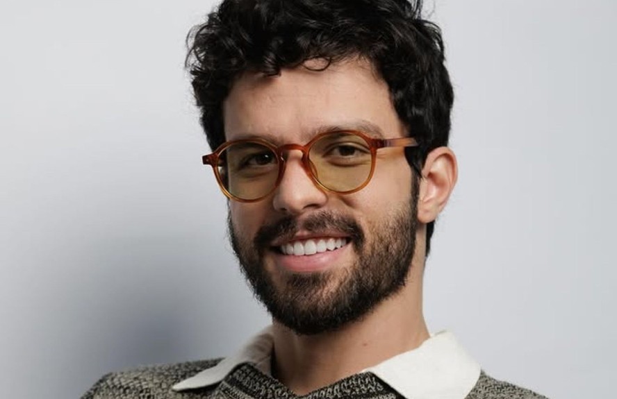 Mineiro, Lucas Miranda retomou sotaque para 'Vermelho Sangue ...