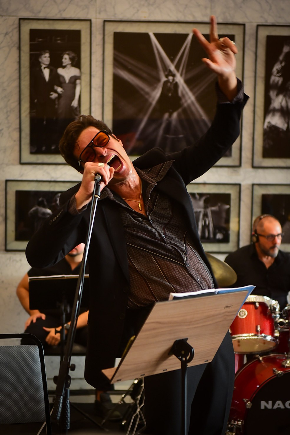 Leandro Lima detalha visita a Graceland antes de estrear musical e diz ...