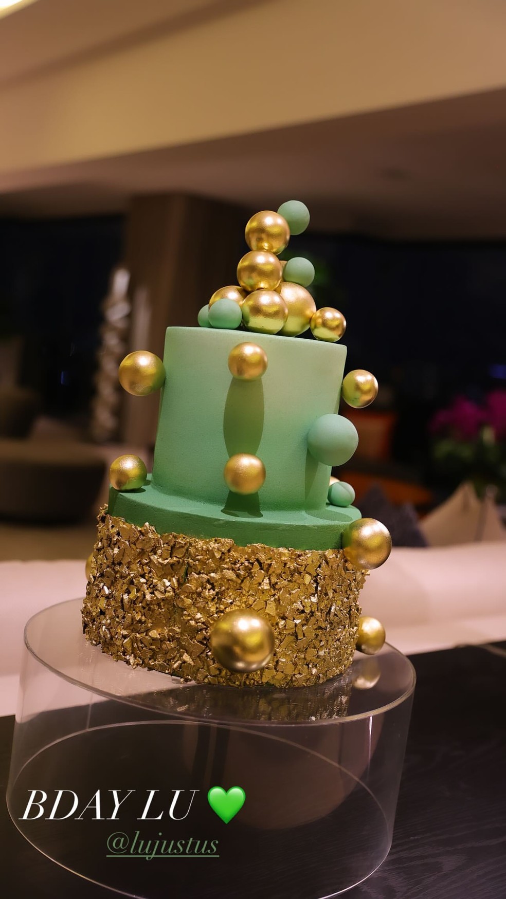 Filha de Roberto Justus celebra aniversário em família e ganha homenagens