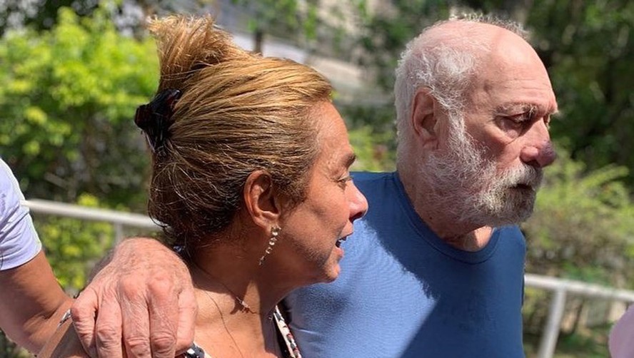 Cissa Guimarães visita ex-marido Paulo César Pereio no Retiro dos ...