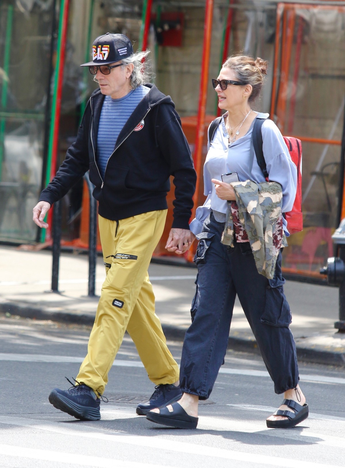 Aposentado, ator Daniel Day-Lewis é fotografado pela primeira vez em 4 anos