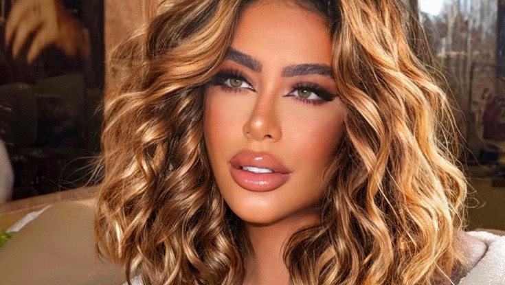 Saiba tudo sobre: Rafaella Santos