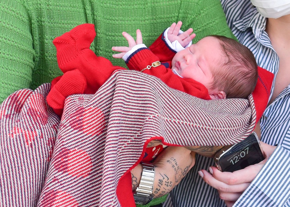 Com virose e reação alérgica, Virginia Fonseca deixa a maternidade após ...