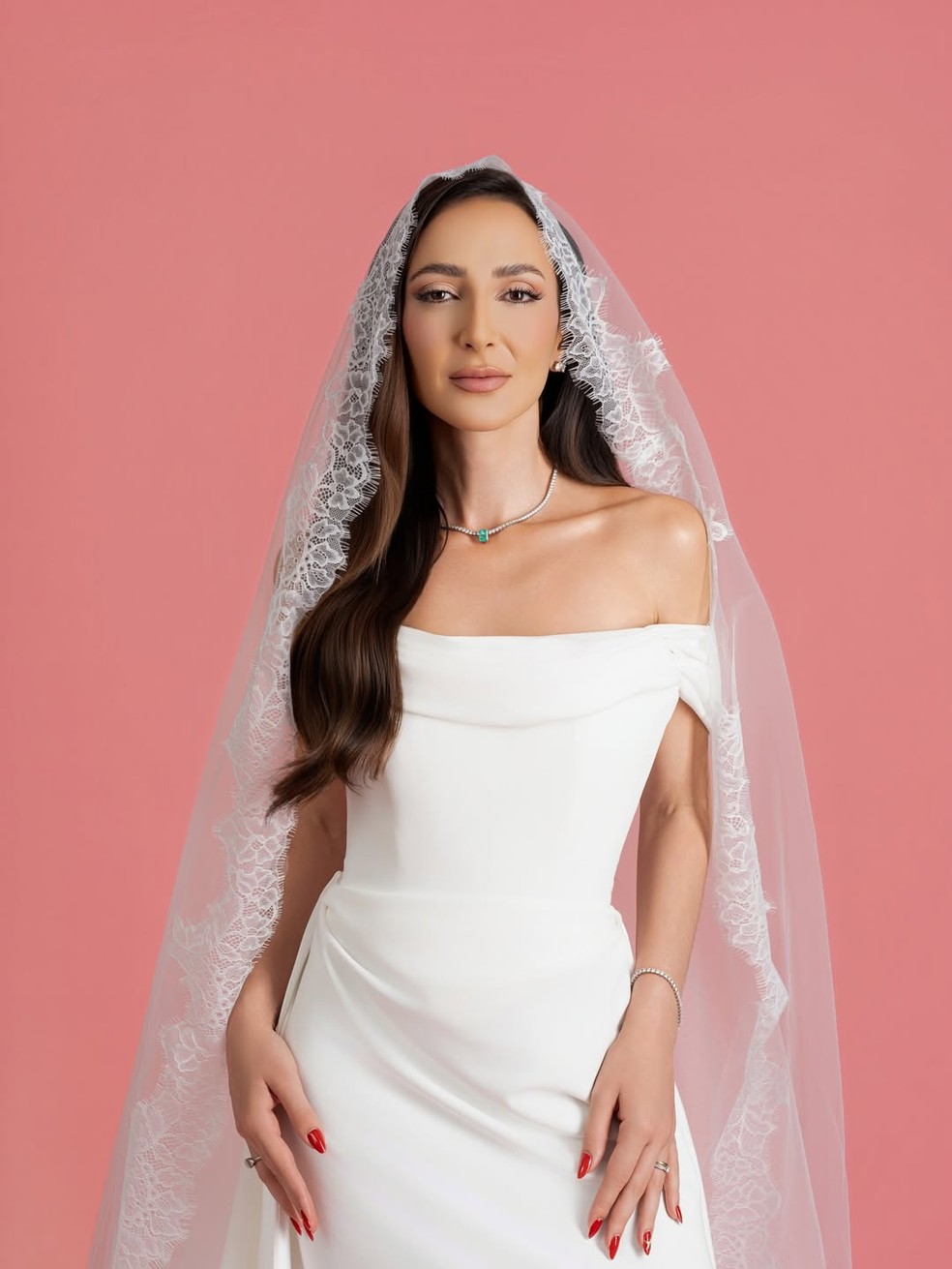 Maitê Lo Sardo publica fotos vestida de noiva para casamento com Léo ...