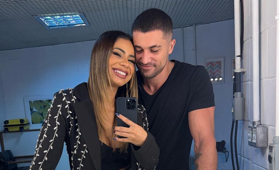 Lexa e Ricardo Vianna revelam destino de viagem, após três voos