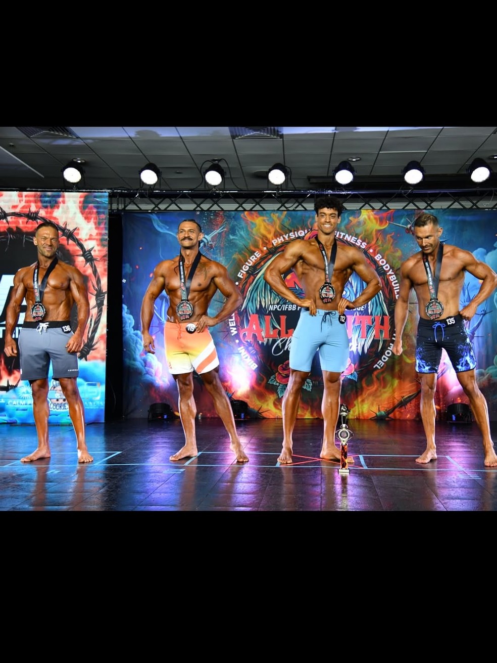 Victor Alexandre divulga fotos da competição de fisiculturismo em que ...
