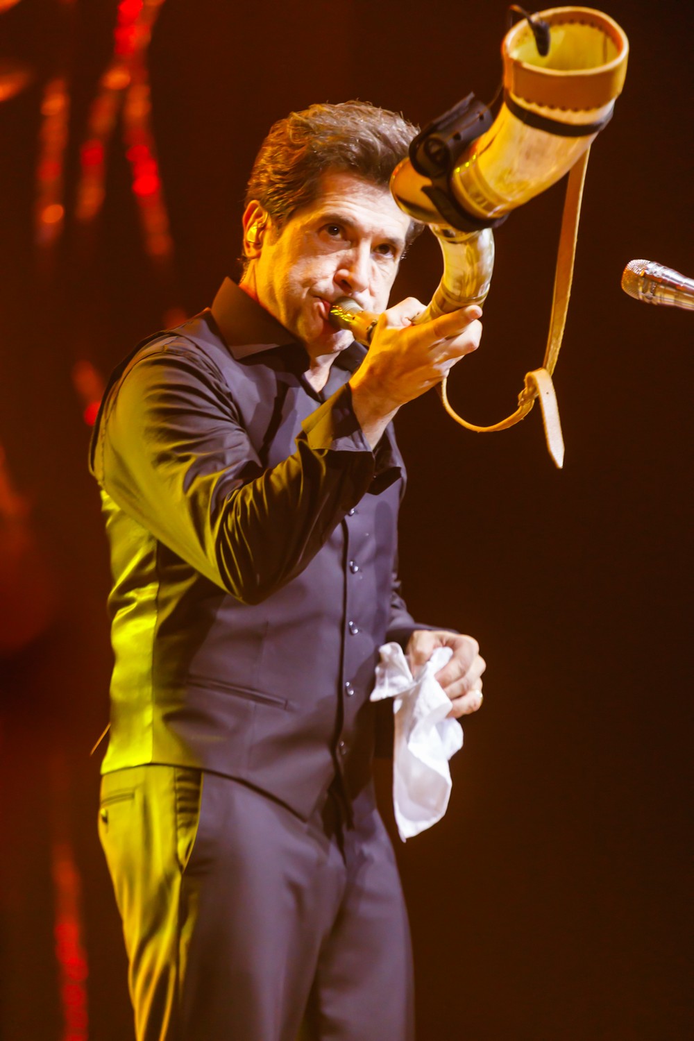 Daniel faz dueto com Jéssica, filha de João Paulo, em seu show em SP