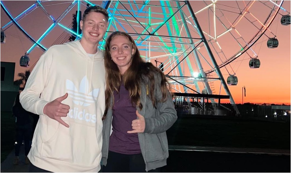 Júlia Bergmann, da Seleção Feminina de Vôlei, celebra chance de dividir ...