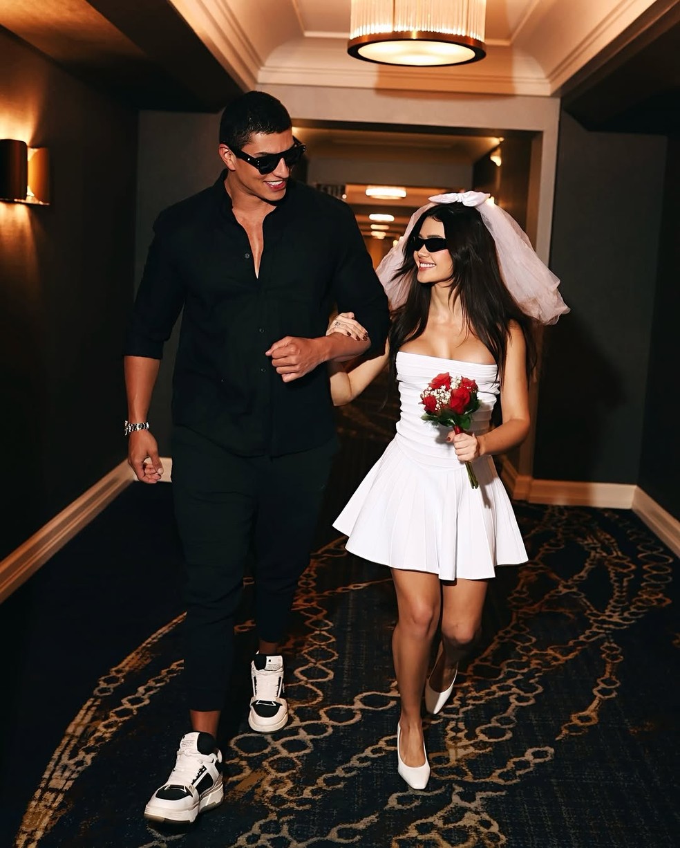 Franciny Ehlke se casa com noivo bilionário em Las Vegas