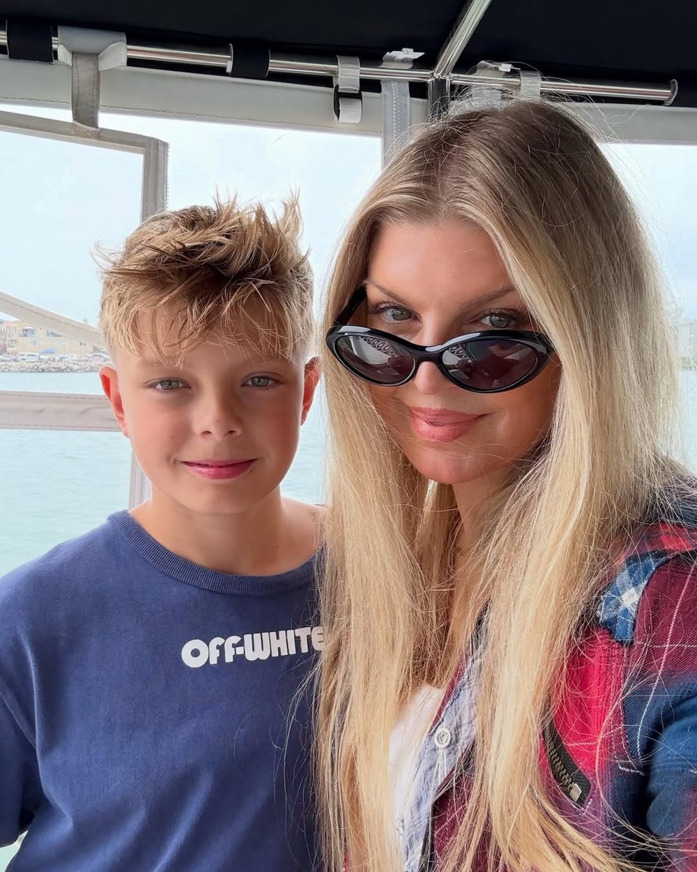 Fergie abre álbum raríssimo no aniversário de 12 anos do único filho ...