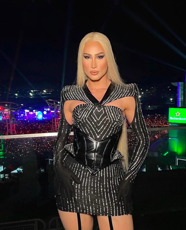 Quem é Halessia? Conheça a drag queen que roubou a cena no aniversário ...