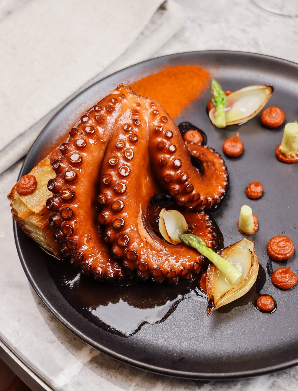 Pratos com polvo: os segredos de grandes chefs para não errar o ponto e ...