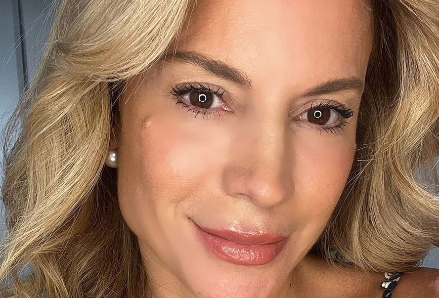 Maíra Charken estreia como escritora, avalia transformações pessoais e ...