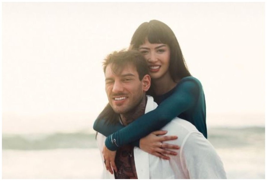 Lucas Lucco posa em clima de romance com modelo: 'Você é perfeita'