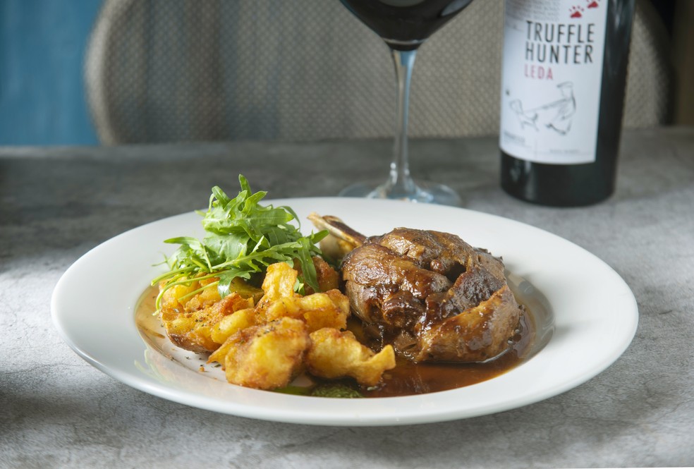 Cordeiro na mesa: veja dicas de preparo, receita e onde comer