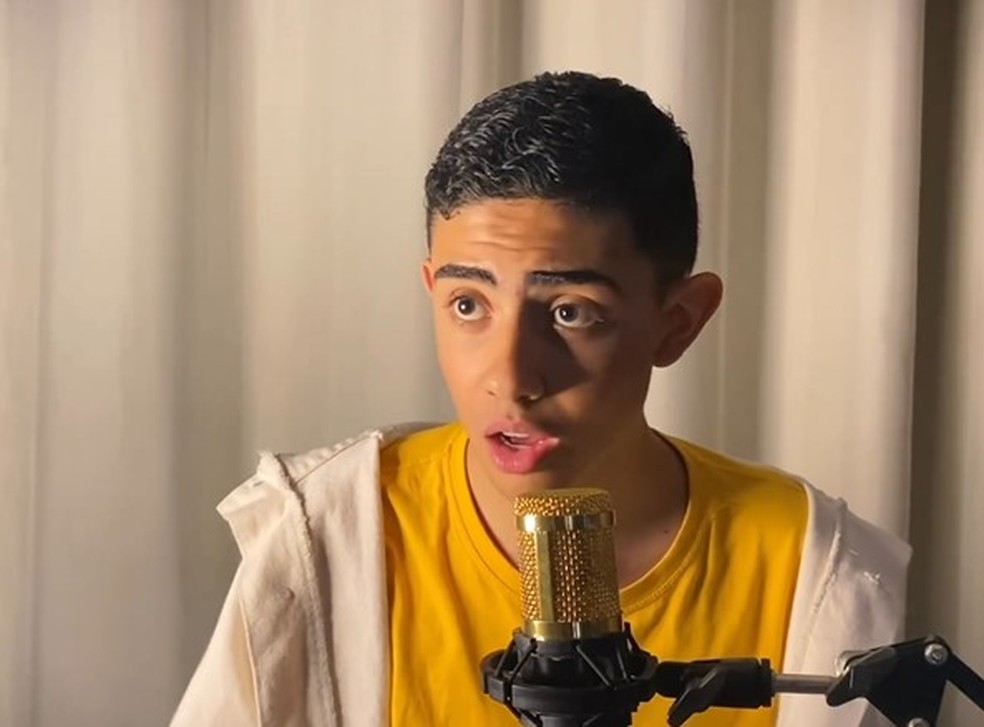 Arthur Singer, do 'Canta Comigo Teen', morre aos 13 anos