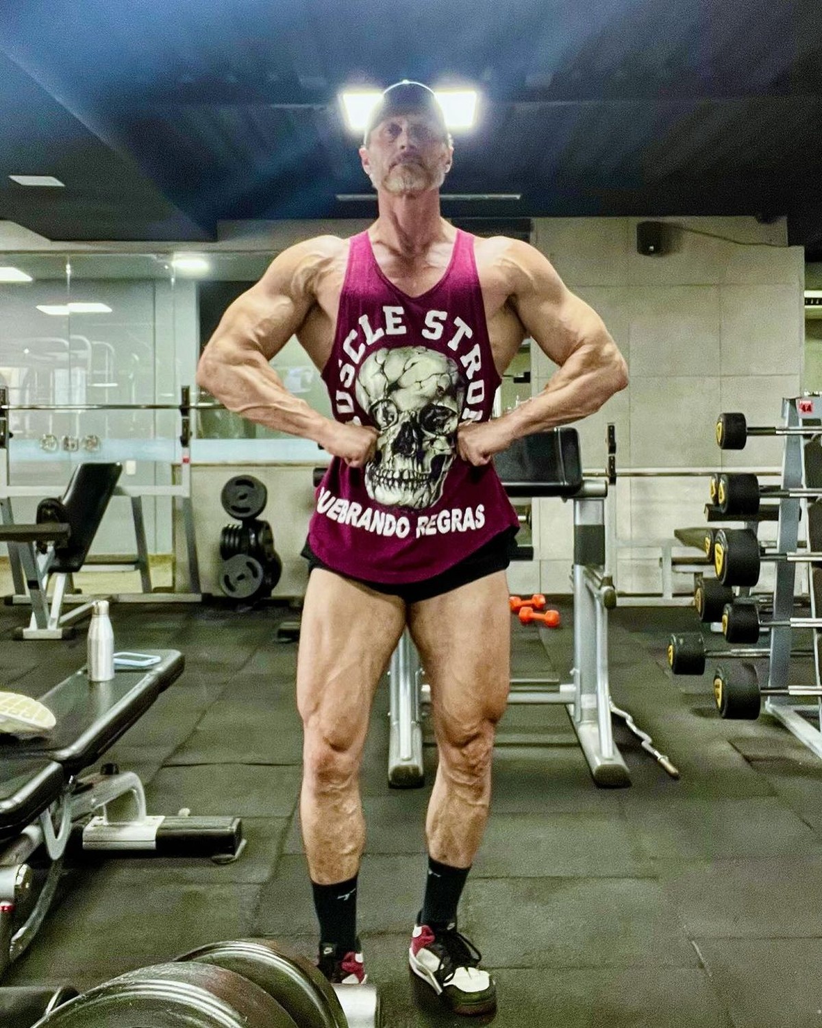 Aos 51 anos, ex-Turma do Didi André Segatti impressiona com corpo ...