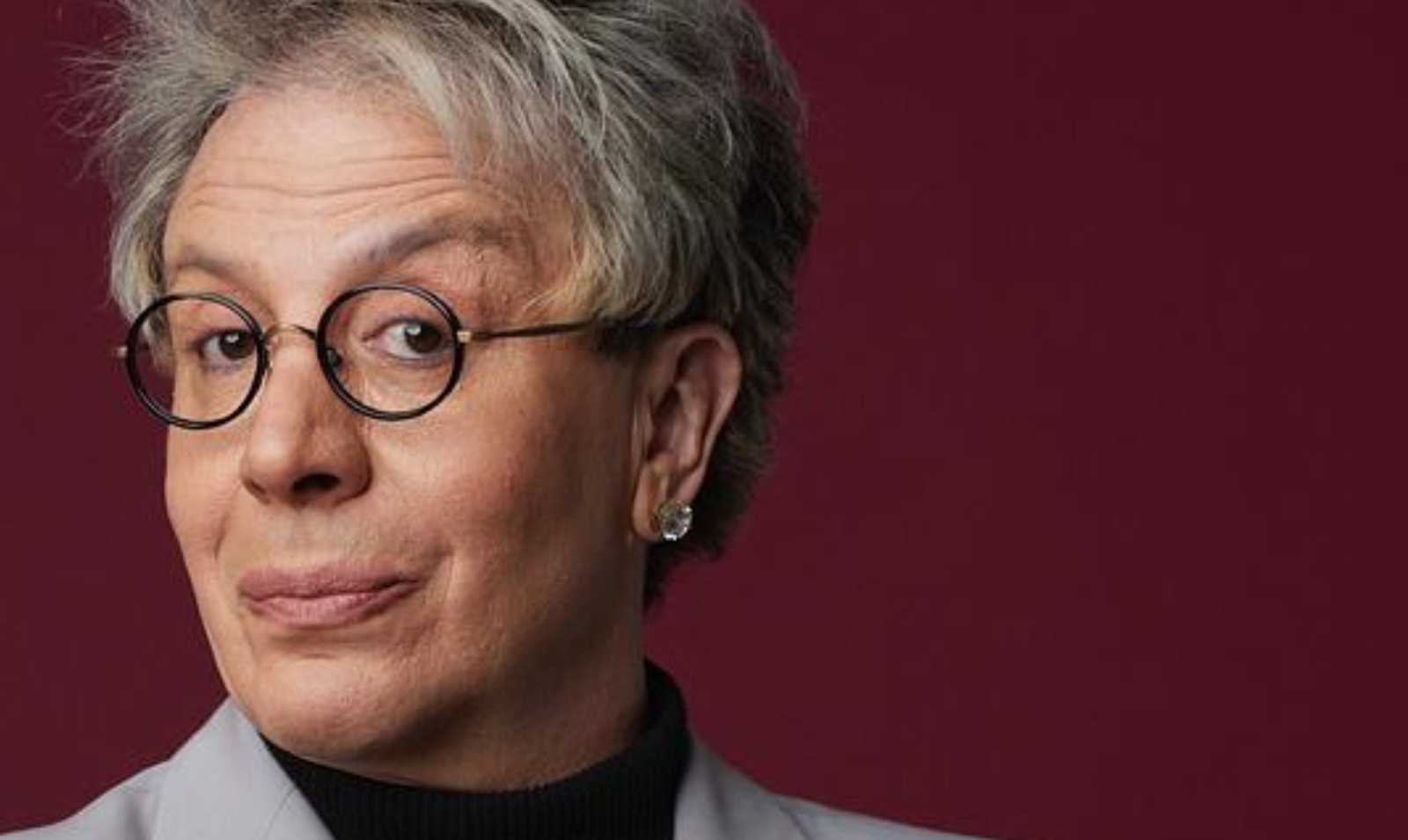 Eduardo Martini se transforma em Clodovil em espetáculo cheio de humor e reflexões