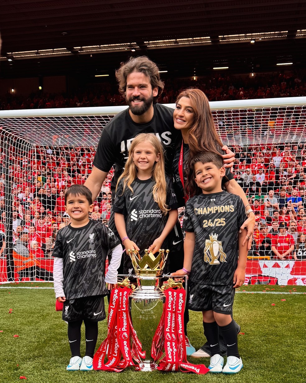 Goleiro da Seleção, Alisson Becker ganha declaração da esposa ao ...
