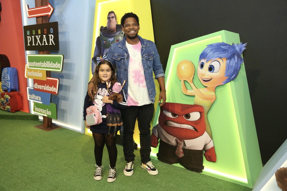 Famosos levam filhos à mostra imersiva no Rio; fotos