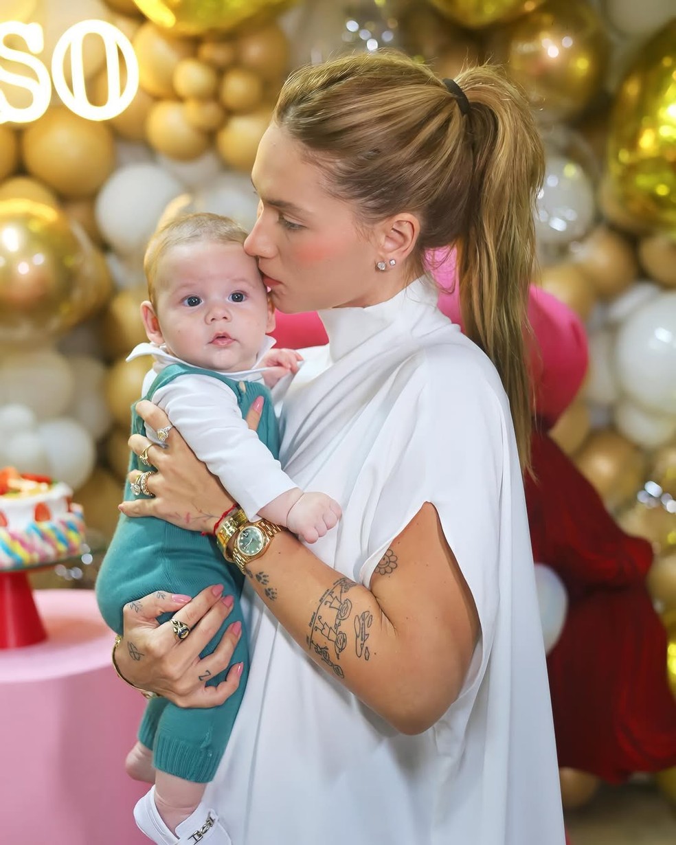 Virginia e Zé Felipe celebram aniversário da sobrinha Mavie, filha de ...