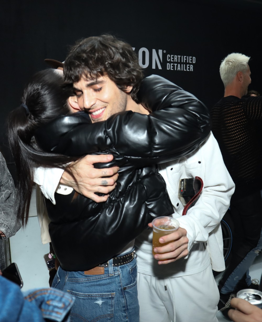 Fiuk recebe irmãs, a mãe e ex-BBBs em seu aniversário com festa ...