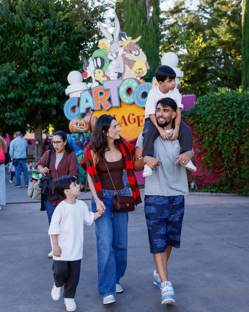 Esposa de Lucas Paquetá celebra 7 anos de casamento: 'Nós sempre e para ...