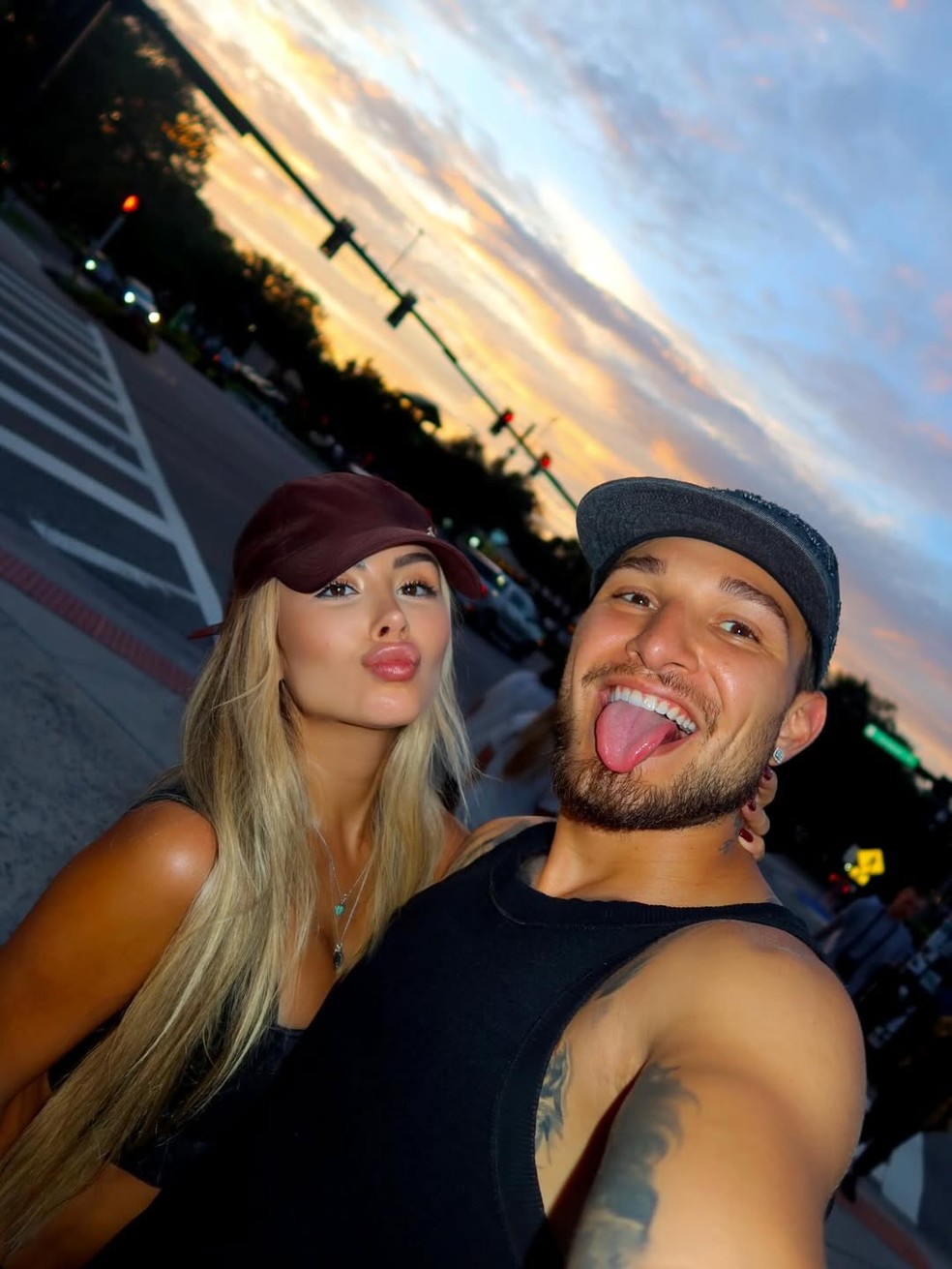 Namorada se declara a MC Gui: 'A gente quebra o pau, mas você é a minha ...